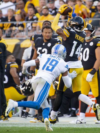 Detroit Lions Cornerback Saivion Smith 19 Editorial Stock Photo - Stock ...