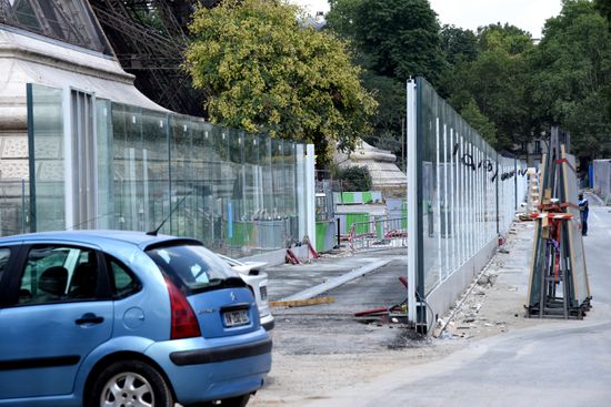 Bulletproof Glass Wall Be Built Around Editorial Stock Photo - Stock ...