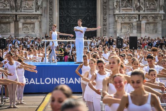 Italian Ballet Dancer Roberto Bolle Cr Editorial Stock Photo - Stock ...