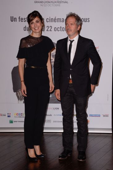 Julie Gayet Christopher Thompson Attending Lumiere Editorial Stock ...