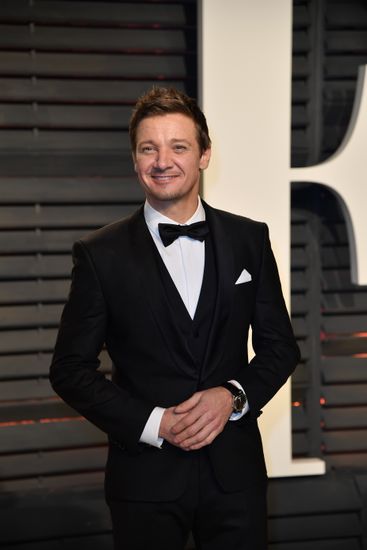 Jeremy Renner Arriving Vanity Fair Oscar Editorial Stock Photo - Stock ...