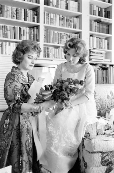 Actress Maureen Ohara L Bronwyn Fitzsimons Editorial Stock Photo ...