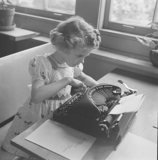 Student Using Typewriter Matthew Fontaine Maury Editorial Stock Photo ...