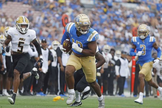 Ucla Bruins Defensive Lineman Grayson Murphy Editorial Stock Photo ...