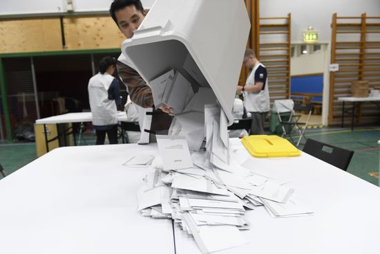 Vote Counters Count Casted Votes Polling Editorial Stock Photo - Stock ...