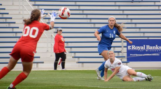 Emily Gaebe 24 Slu Billikens Watches Editorial Stock Photo - Stock ...
