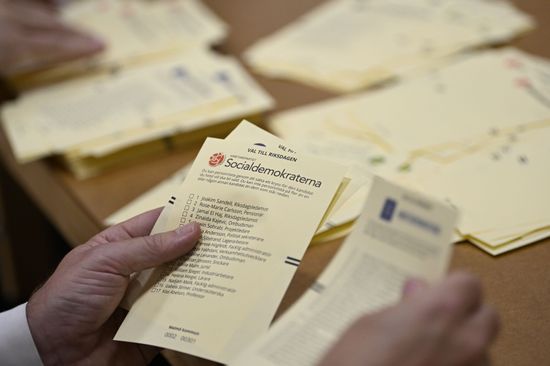 Vote Counters Count Casted Votes Polling Editorial Stock Photo - Stock ...