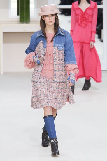Mannequin Defile Chanel Pret Porter Collection Editorial Stock Photo ...