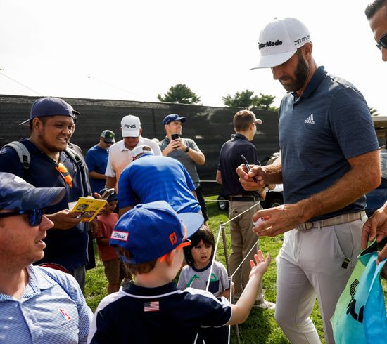 Dustin Johnson Us Signs Autographs Children Editorial Stock Photo ...