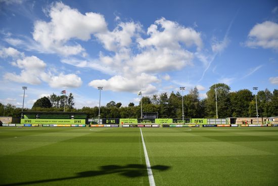 Bolt New Lawn During Efl Sky Editorial Stock Photo - Stock Image ...