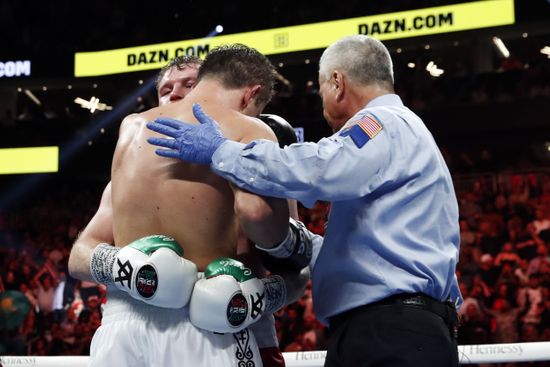 Saul Canelo Alvarez Rear Mexico Embraces Editorial Stock Photo - Stock ...