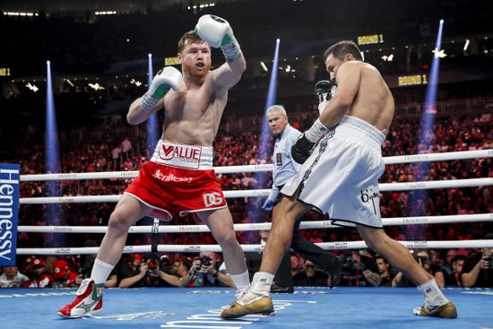 Saul Canelo Alvarez L Mexico Action Editorial Stock Photo - Stock Image ...