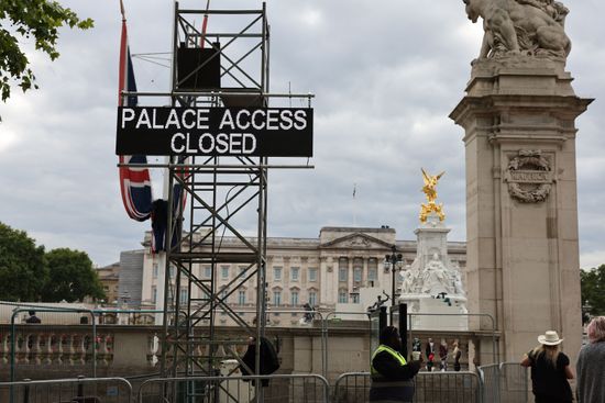Signs Front Buckingham Palace Advance Britains Editorial Stock Photo ...
