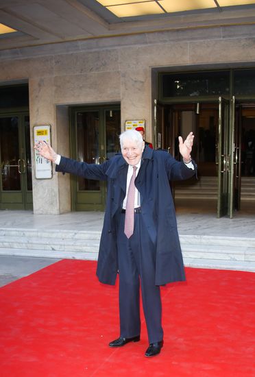 Le Professeur Christian Cabrol 21eme Gala Editorial Stock Photo - Stock ...
