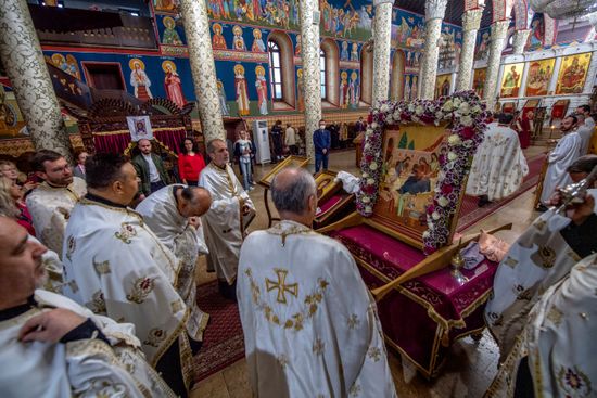 North Macedonias Orthodox Priests Cross Themselves Editorial Stock ...