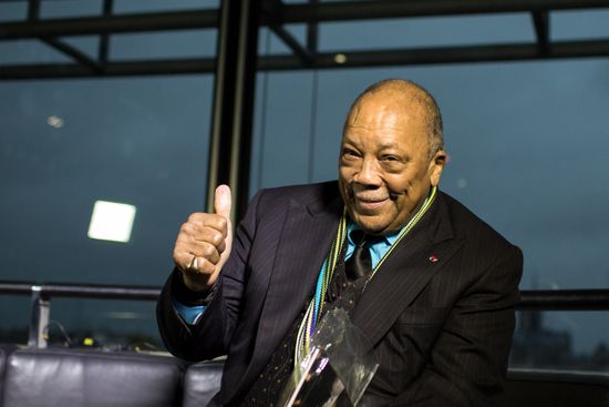 Us Musician Producer Quincy Jones Poses Editorial Stock Photo - Stock ...