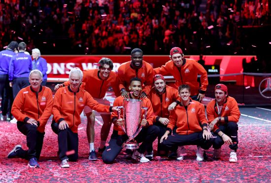 Team World Pose Trophy After Winning Editorial Stock Photo - Stock ...