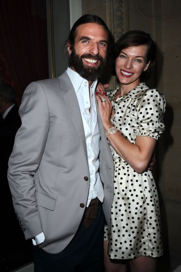 John Nollet Milla Jovovich Attending Savelli Editorial Stock Photo ...