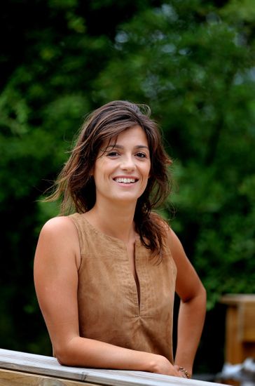 Exclusif Tania Young La Charmante Presentatrice Editorial Stock Photo ...