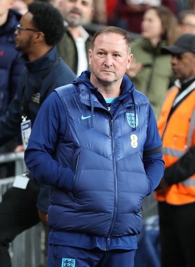 London England September 26 Assistant Manager Editorial Stock Photo ...