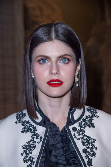 Alexandra Daddario Attending Christian Dior Womenswear Editorial Stock ...