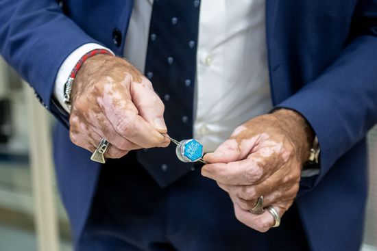 Head Department Safeguards Massimo Aparo Explains Editorial Stock Photo ...