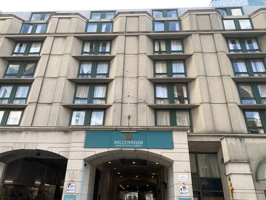 Millenium Gloucester Hotel Millenium Gloucester Hotel Editorial Stock ...