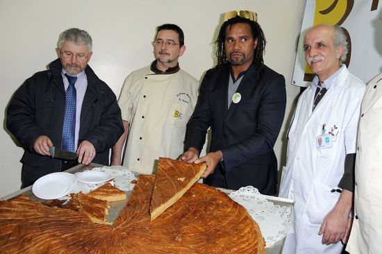 Christian Karembeu Visiting Andre Mignot Hospital Editorial Stock Photo ...
