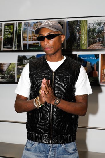 Singer Pharrell Williams Poses Media During Editorial Stock Photo ...