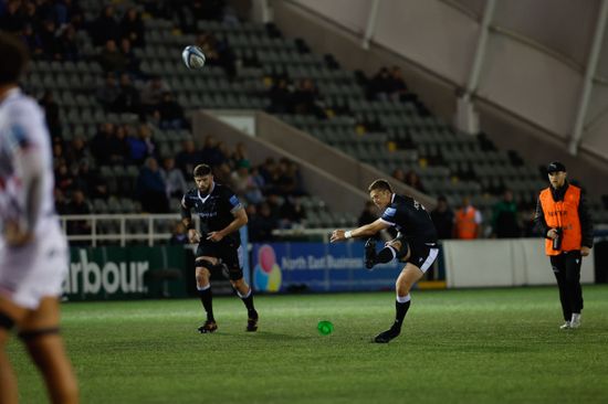 Tian Schoeman Newcastle Falcons Kicks 3 Editorial Stock Photo - Stock ...