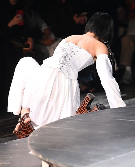 Model Falls On Catwalk Editorial Stock Photo - Stock Image | Shutterstock