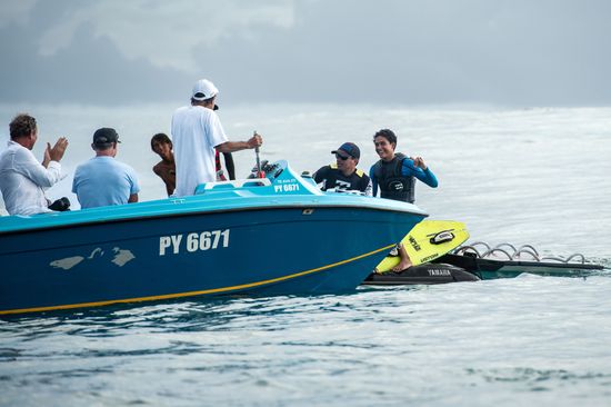 Surfing Tahitian Surfer Matahi Drollet Surf Editorial Stock Photo ...