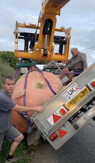 Ian Paton Left Record Breaking Pumpkin Editorial Stock Photo - Stock ...