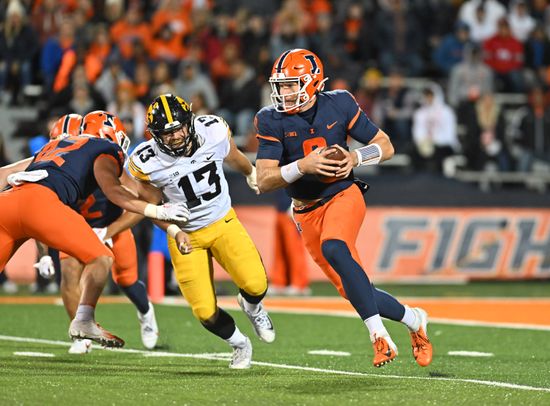 Illinois Fighting Illini Quarterback Artur Sitkowski Editorial Stock ...