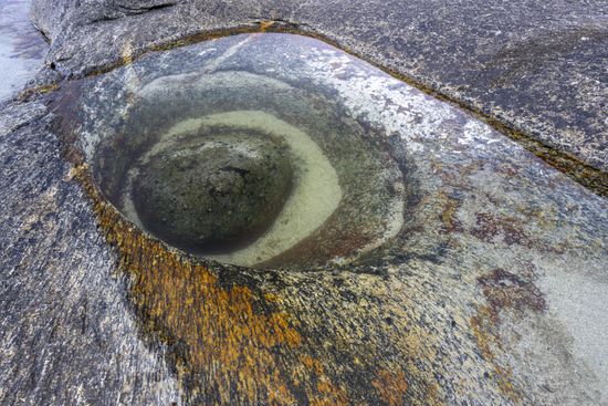 Dragons Eye Rock Formation Uttakleiv Beach Editorial Stock Photo ...