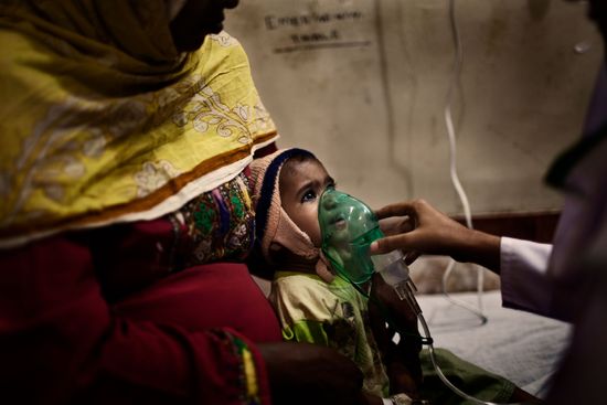 Nurse Providing Artificial Respiration Child Using Editorial Stock ...