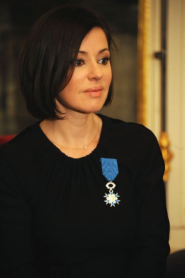 Austalian Singer Tina Arena Awarded Medal Editorial Stock Photo - Stock ...