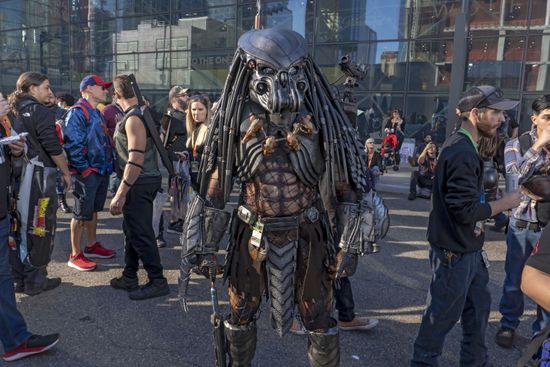 Cosplayer Dressed Predator Poses During New Editorial Stock Photo ...