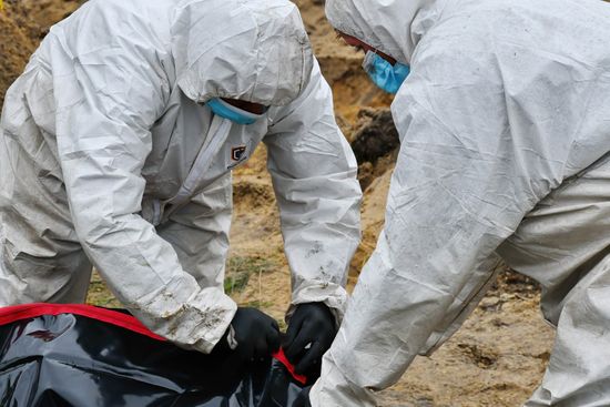 Members Forensic Team Work During Exhumation Editorial Stock Photo ...