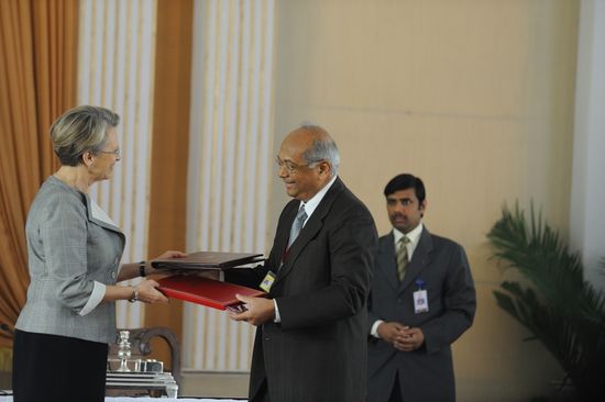 Michele Alliotmarie Srikumar Banerjee Pictured During Editorial Stock ...