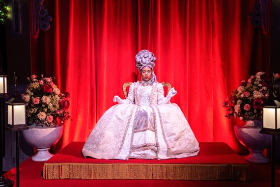 Woman Dressed Queen Poses On Throne Editorial Stock Photo - Stock Image ...