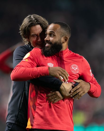 Bryan Mbeumo Brentford Hug Brentford Manager Editorial Stock Photo ...