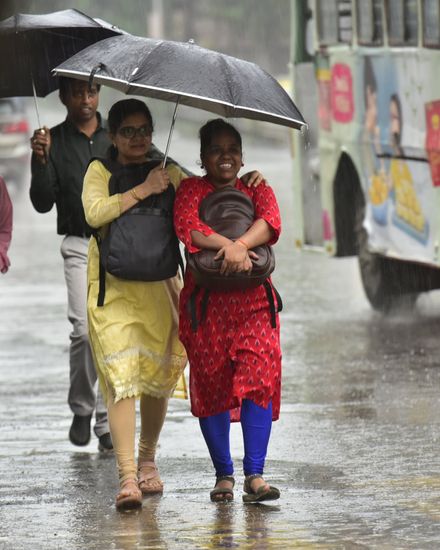 People Walk Sudden Spell Rainfall Worli Editorial Stock Photo - Stock ...
