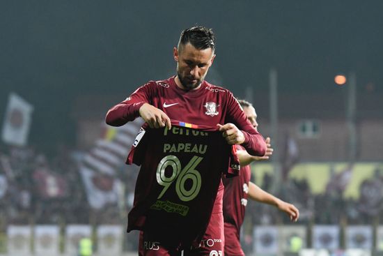 Dragos Grigore Celebrating During Romania Superliga1 Editorial Stock ...
