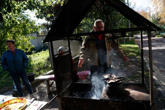 Ukrainian Family Cooking Over Open Fire Editorial Stock Photo - Stock ...