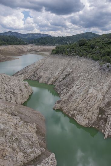 Barrage De Bimont Reservoir Lowered Water Editorial Stock Photo - Stock ...