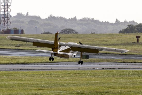 Light Aircraft Has Bumpy Landing Strong Editorial Stock Photo - Stock ...