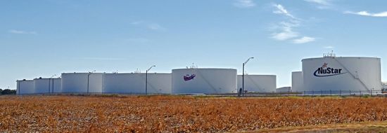 Chs Oil Refinery Mcpherson Americas Largest Editorial Stock Photo ...