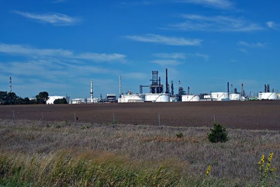 Chs Oil Refinery Mcpherson Americas Largest Editorial Stock Photo ...