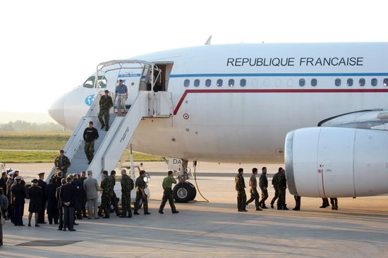 French Passengers Crew Members French Luxury Editorial Stock Photo ...